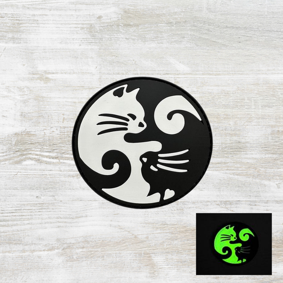 The Meniacc YinYang Cat PVC Velcro Patch – Oribags